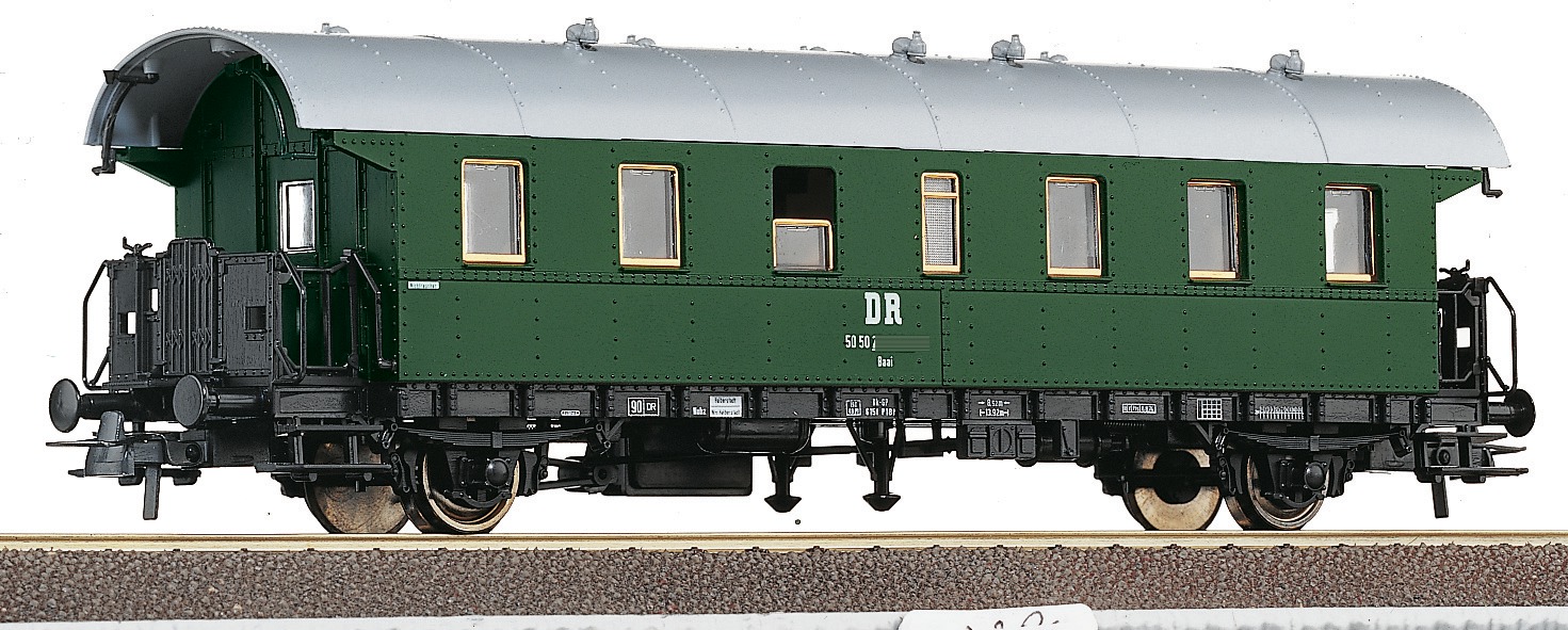 Roco Passenger car 2nd class - EuroTrainHobby